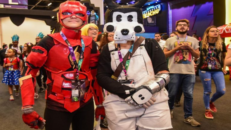 25 de mayo, día del orgullo Geek - Oro Solo Hits 949 FM